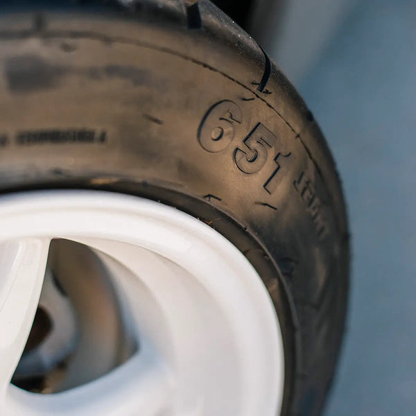 car tire tracking