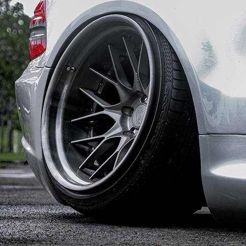 T3-2 accelera PHI 215/35ZR19 215-35R19/215/35-19/215-35-19 ｜タイヤ、ホイール